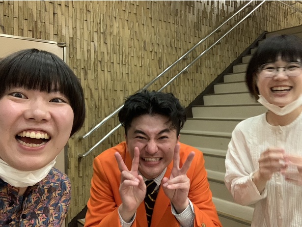 「カナメストーン」という太陽「私が舞台で『手でやったM-1』を思い出す、その日まで」【連載：しょぼくれおかたづけ 第18夜】