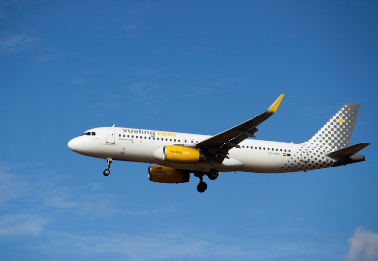 Desvían un avión A320 de Vueling que iba de París a Ibiza tras un ...