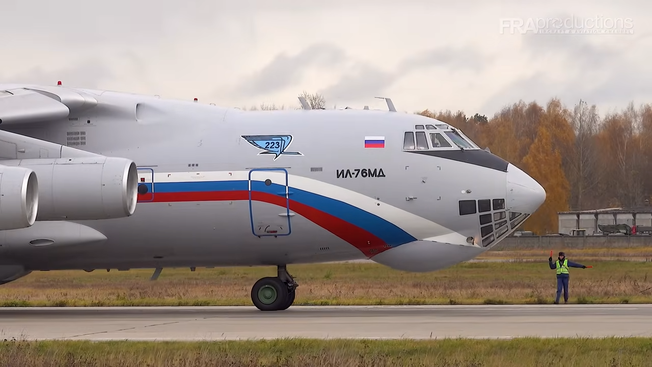 Watch rare footage of Russia’s command jets and recon aircraft taking off