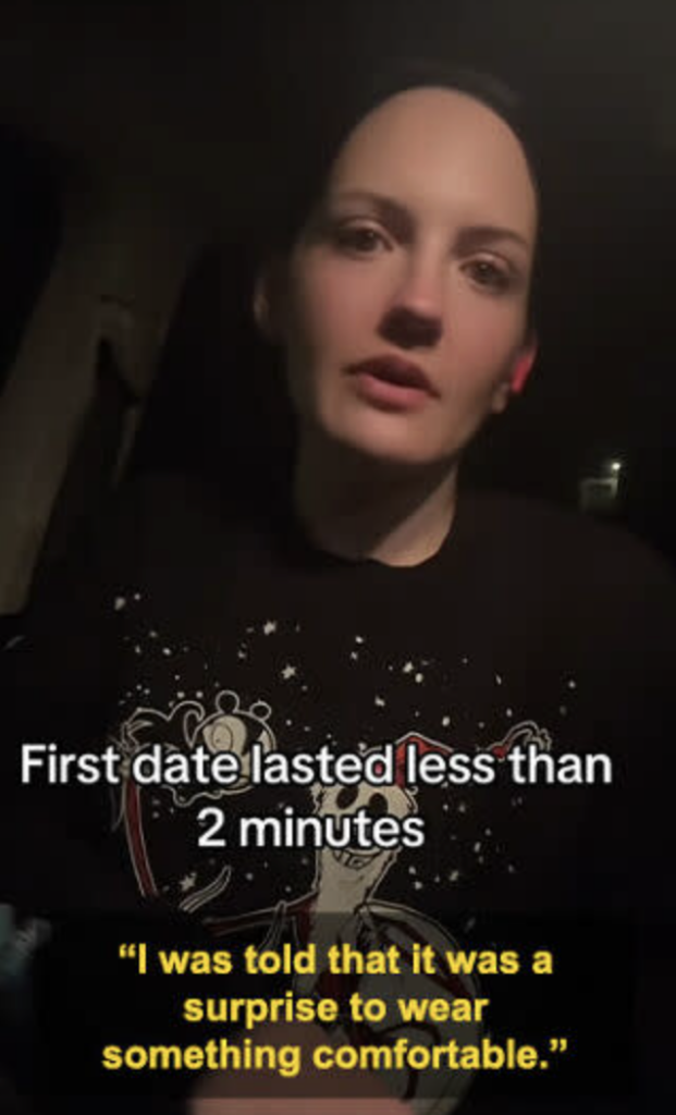 Woman ditches date within two minutes outside fancy restaurant all ...