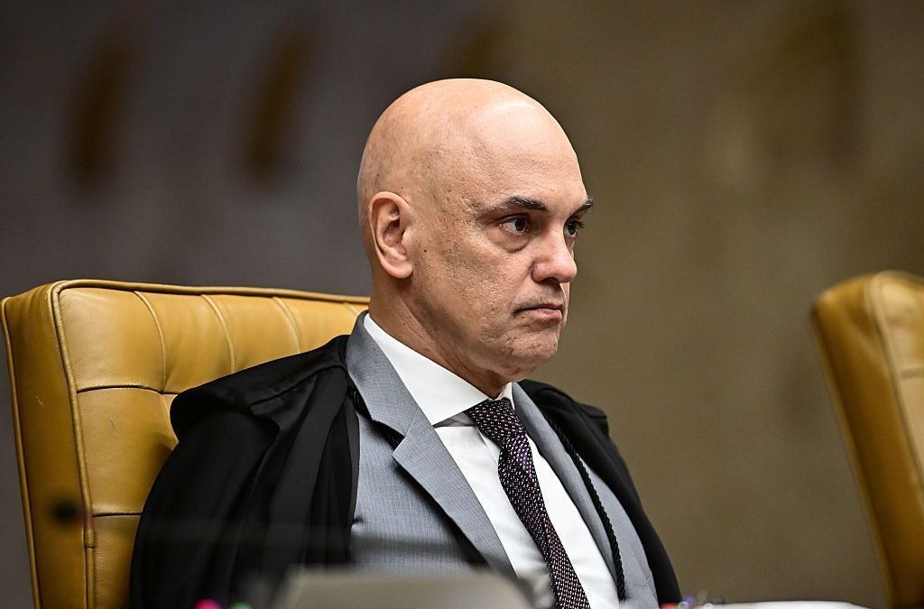 PGR nega ilicitude e arquiva pedido para investigar Moraes e Banco Master