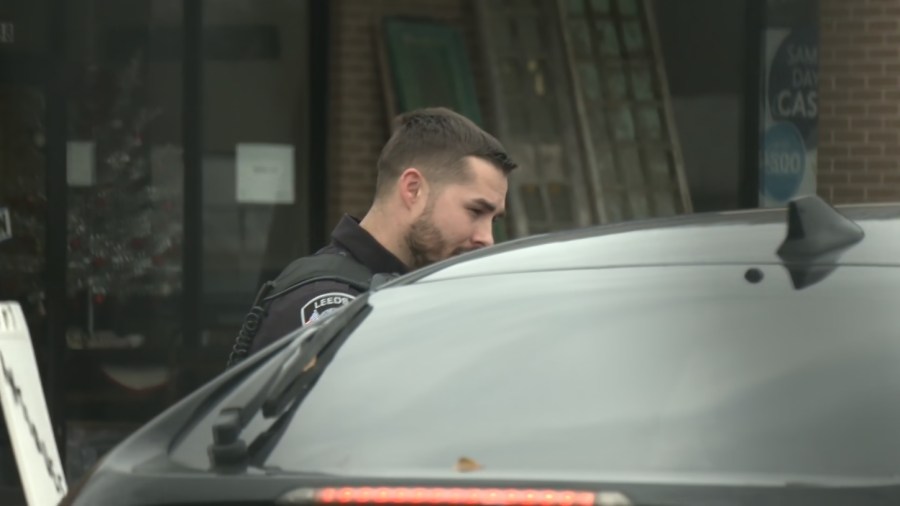 Leeds police hand out gift cards instead of tickets