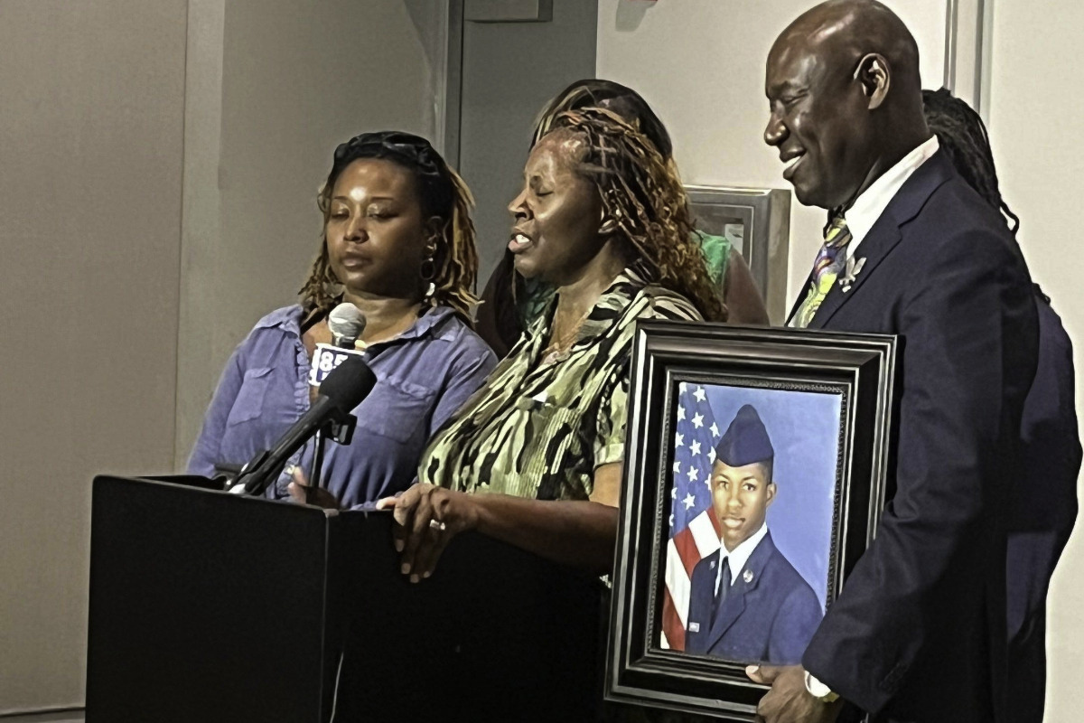 Roger Fortson's family files civil rights lawsuit in police killing of ...