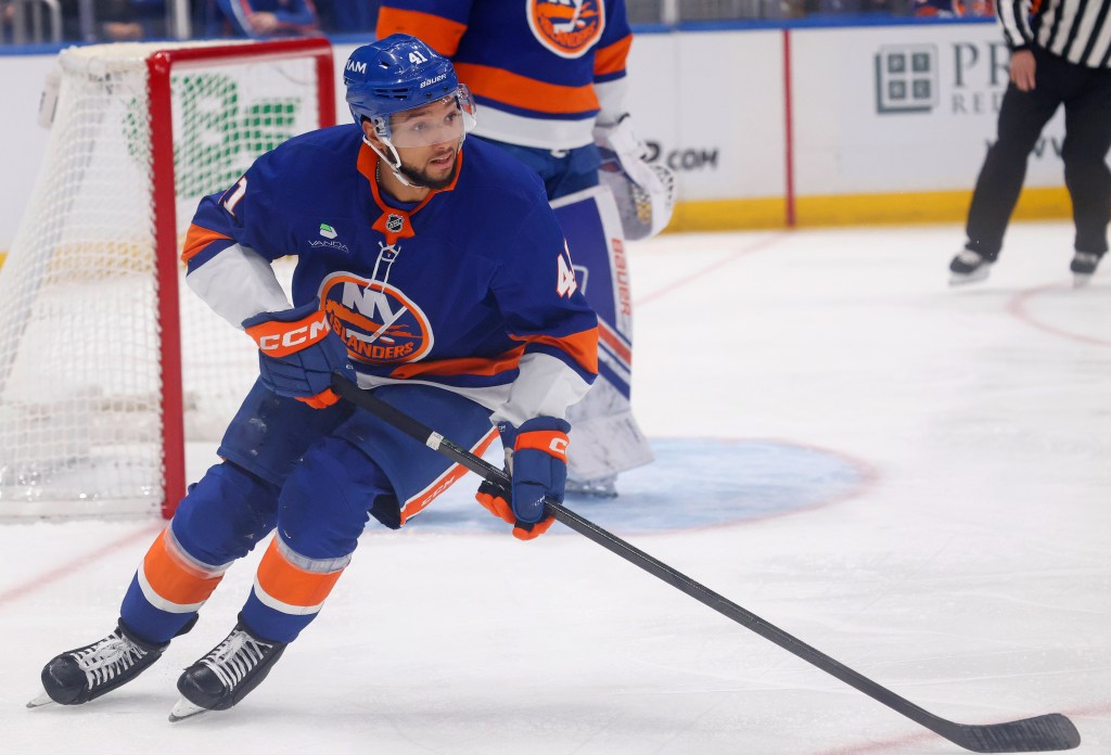 Marshall Warren finally has Islanders homecoming