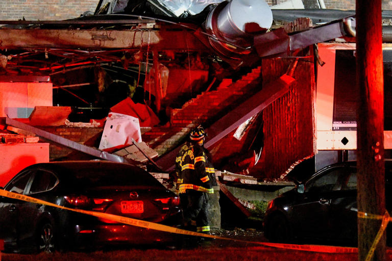 2 killed, 20 injured in explosions at Pennsylvania nursing home