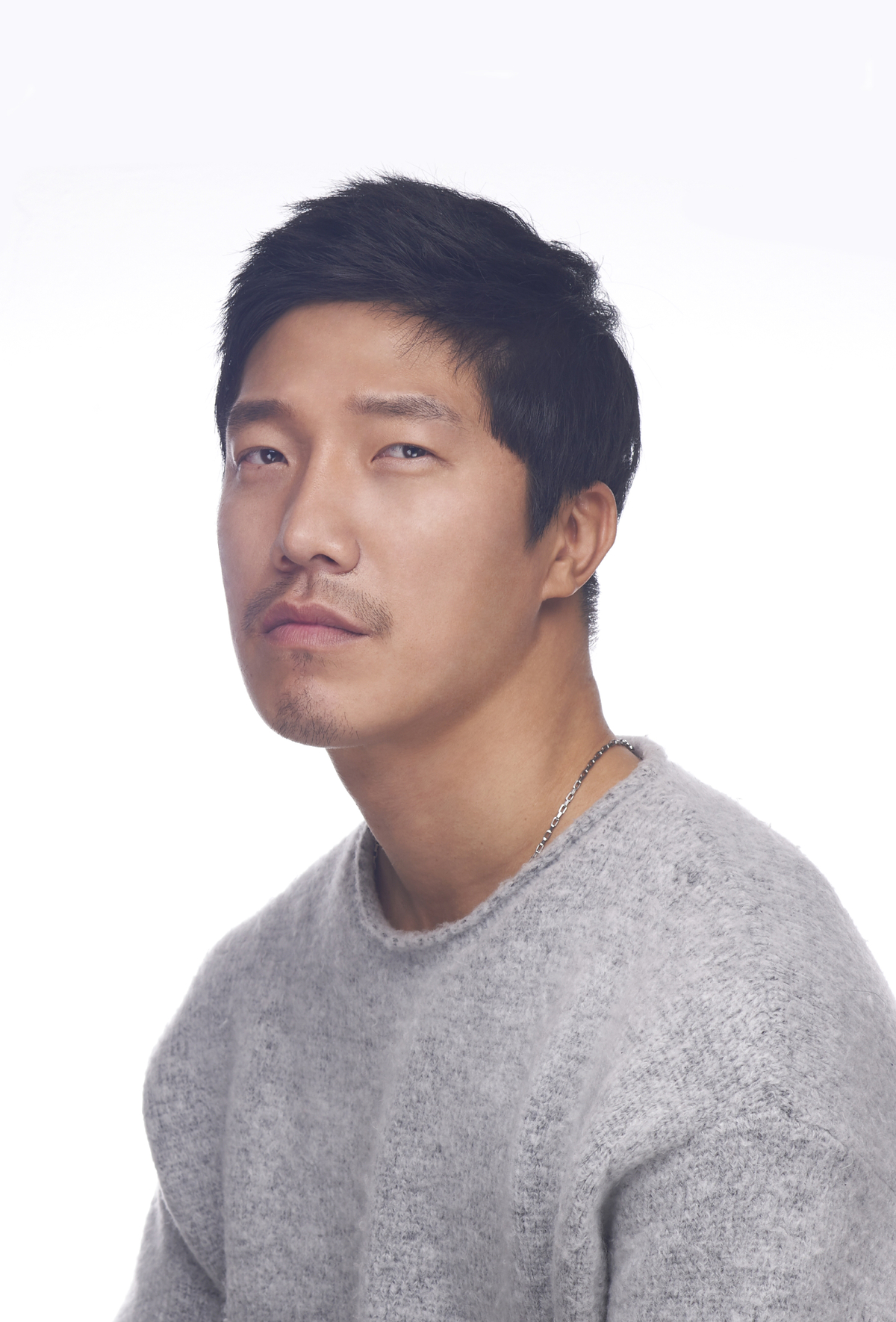 Hong Gi-Jun wins the acting award at the 2025 Gyeonggi Film Awards