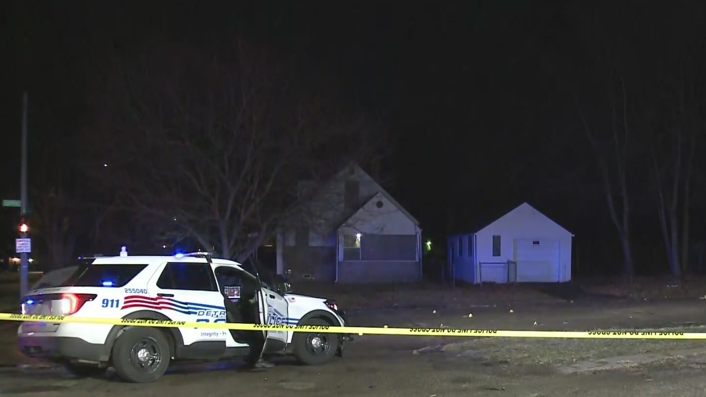 Detroit Police Officer Accidentally Shoots Himself In Foot