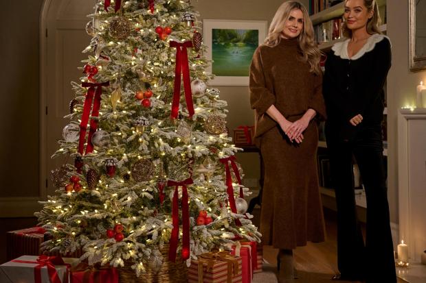 Bucks woman wins national Christmas design competition