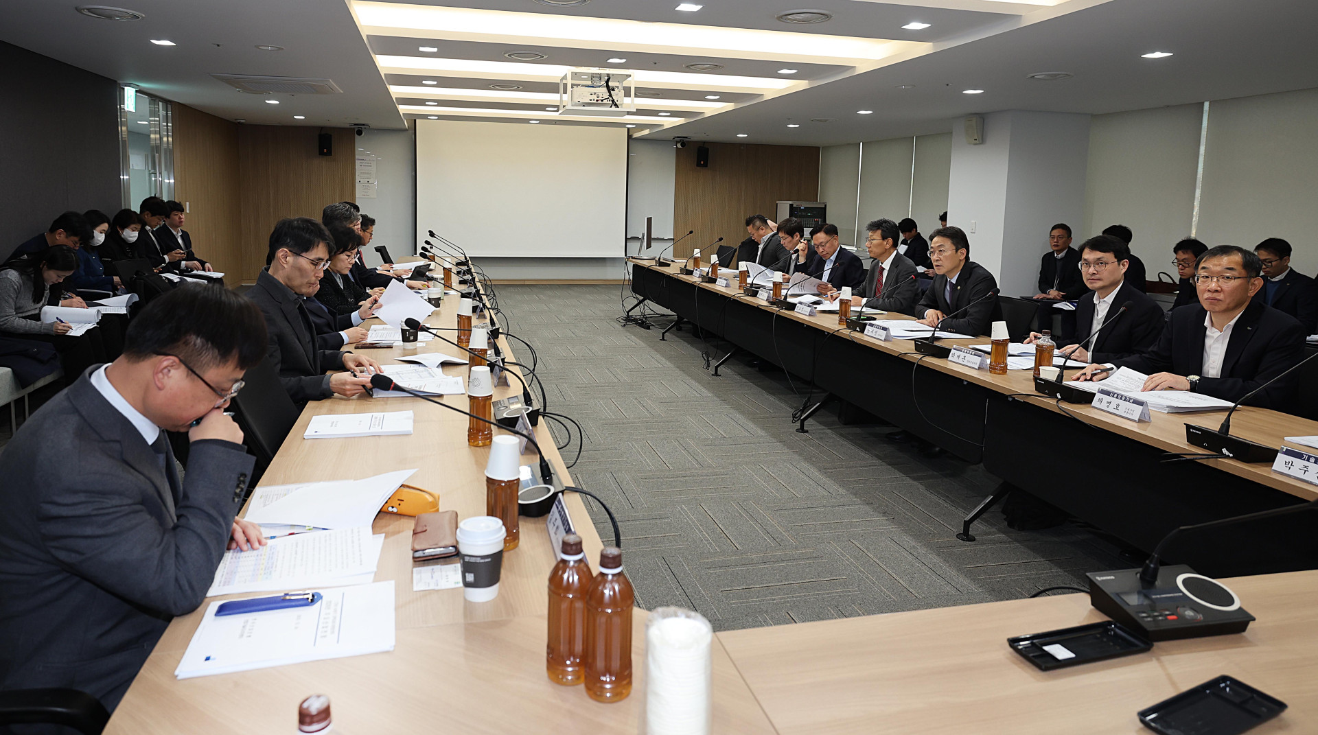 내년 첨단전략 5대 분야·지방산업 252조원 정책금융 공급