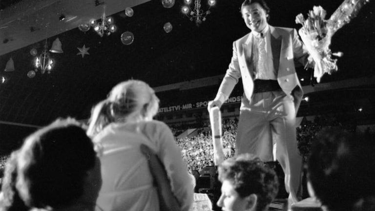 Tichá noc. Vánoční hit, nebo kýč? Slavnou píseň z roku 1818 využili ...