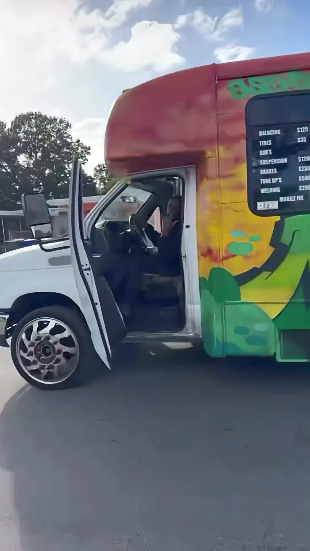 @2jzdonk293 the best mobile rim shop in the game