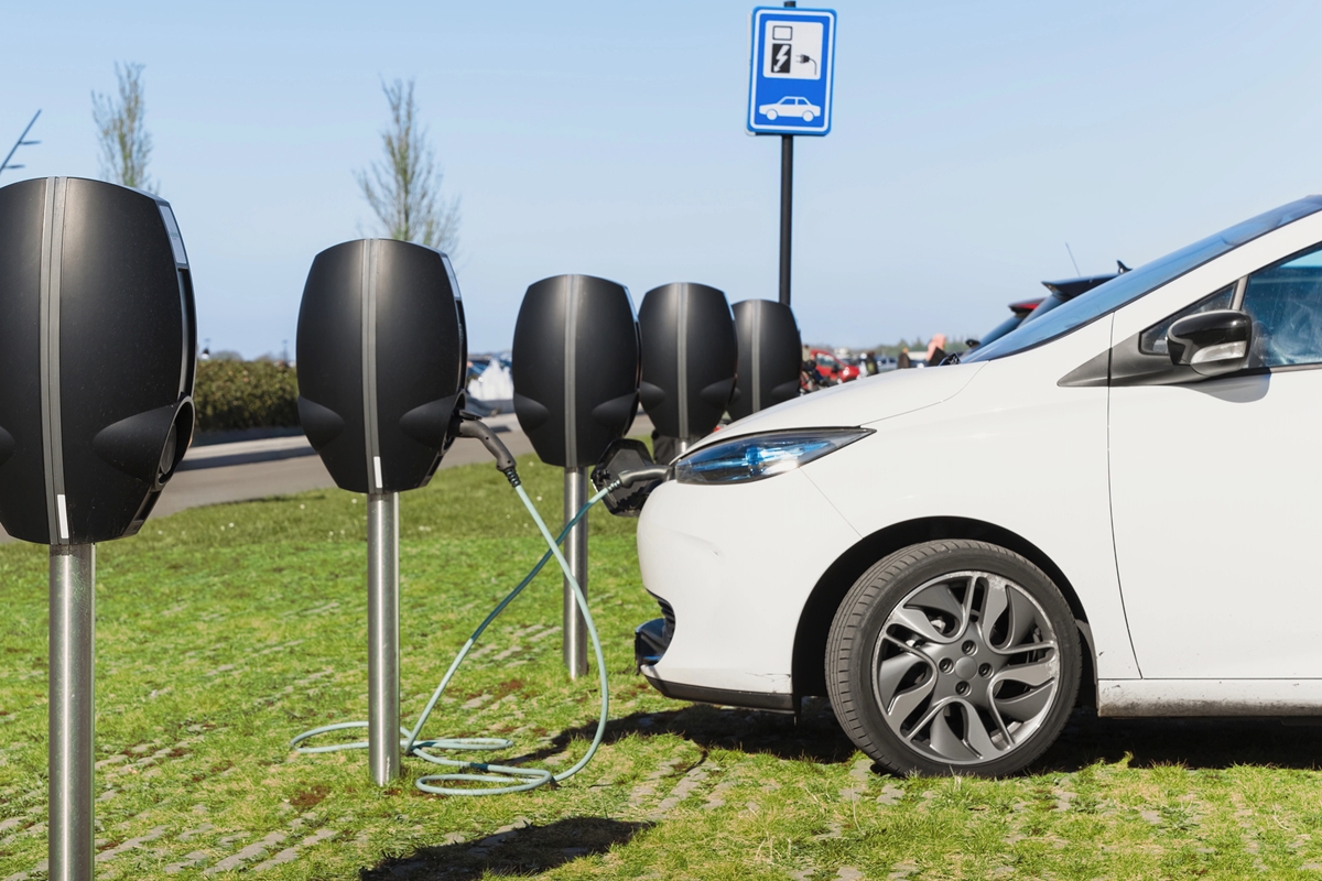 The Silent EV Graveyard: The Terrifying Reason Why 1/3 New EVs Has No Owner