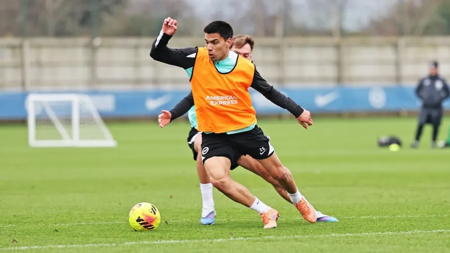 Major boost for Brighton vs Arsenal as midfield star spotted in ...