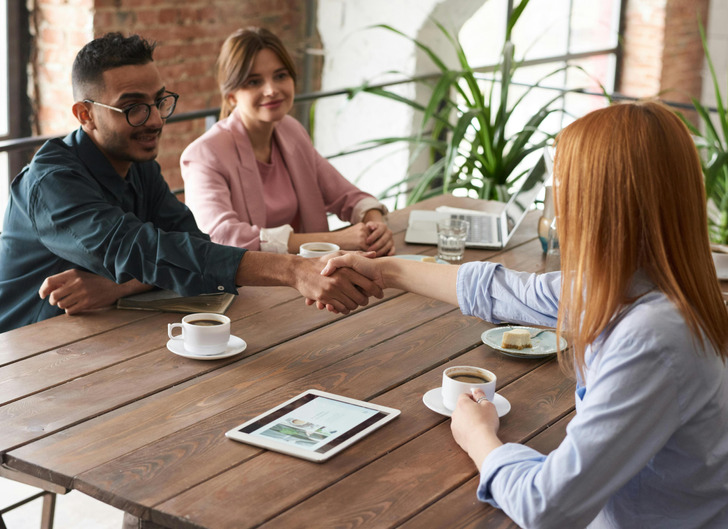 I refuse to earn $20K less than the colleague I trained