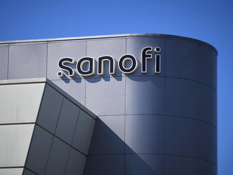 Sanofi multiple sclerosis drug gets EU approval