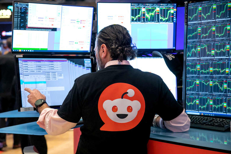 Reddit stock is ready to run again