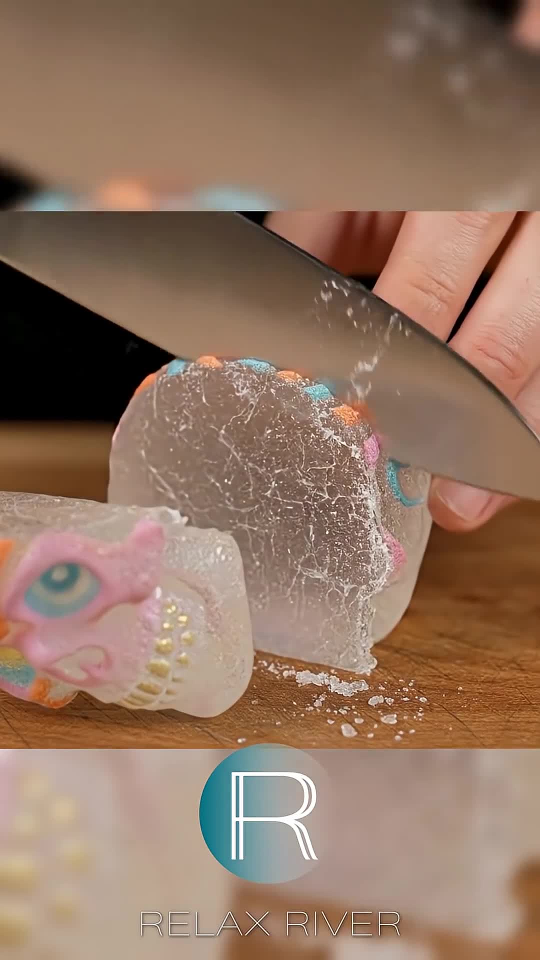 Slicing Día de los Muertos skulls & skeletons 💀🌺 | ASMR short (no talking)