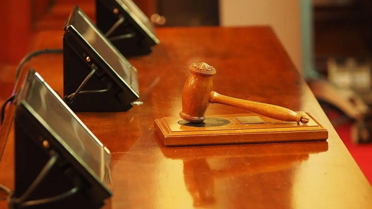 Office boy working on land case accuses Tejwani of signing key papers