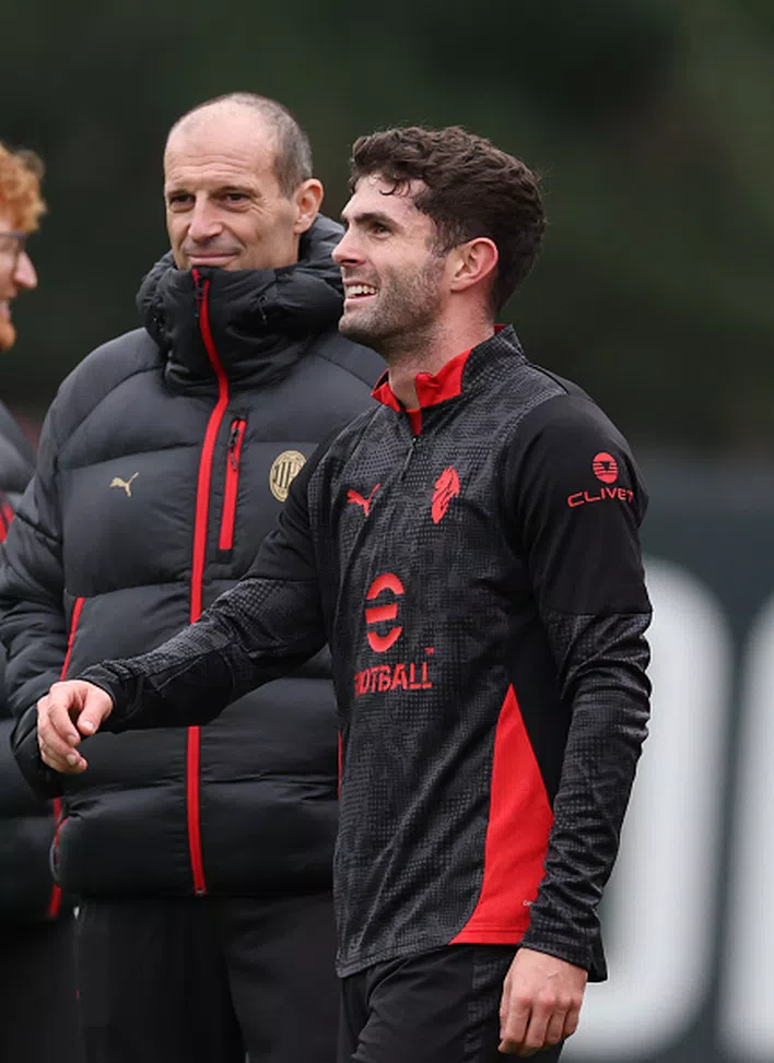 Milanello, Santo Stefano con Fullkrug: con Kostic che fa rima con Vlahovic