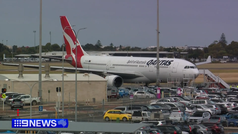 Qantas flight from Singapore to Melbourne diverted on Christmas Eve