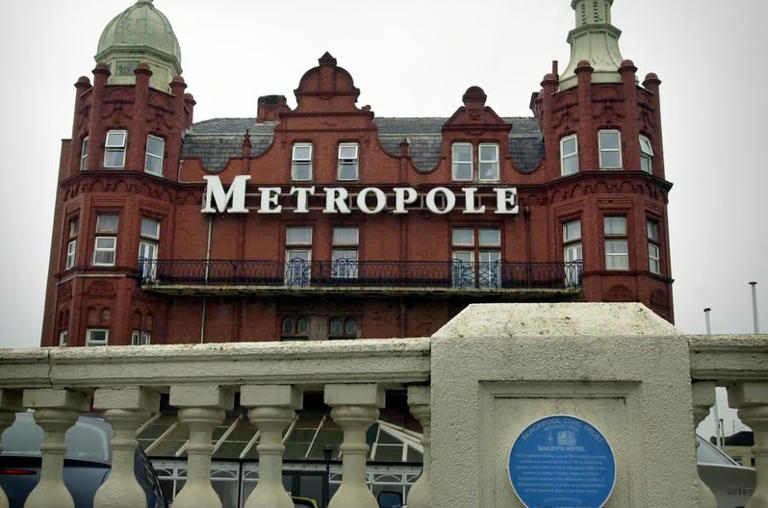 'What time is darts final on TV? PDC World Championship final time and ...