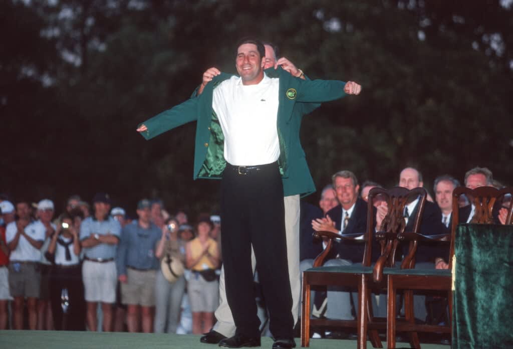 The story behind Gary Player pinning a golfer against a locker pre ...