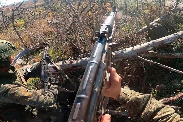 Ukrainian soldiers battle to stabilize southern front amid latest peace ...