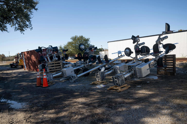 Last MS Coast rail crossings without gates will get them soon. See ...