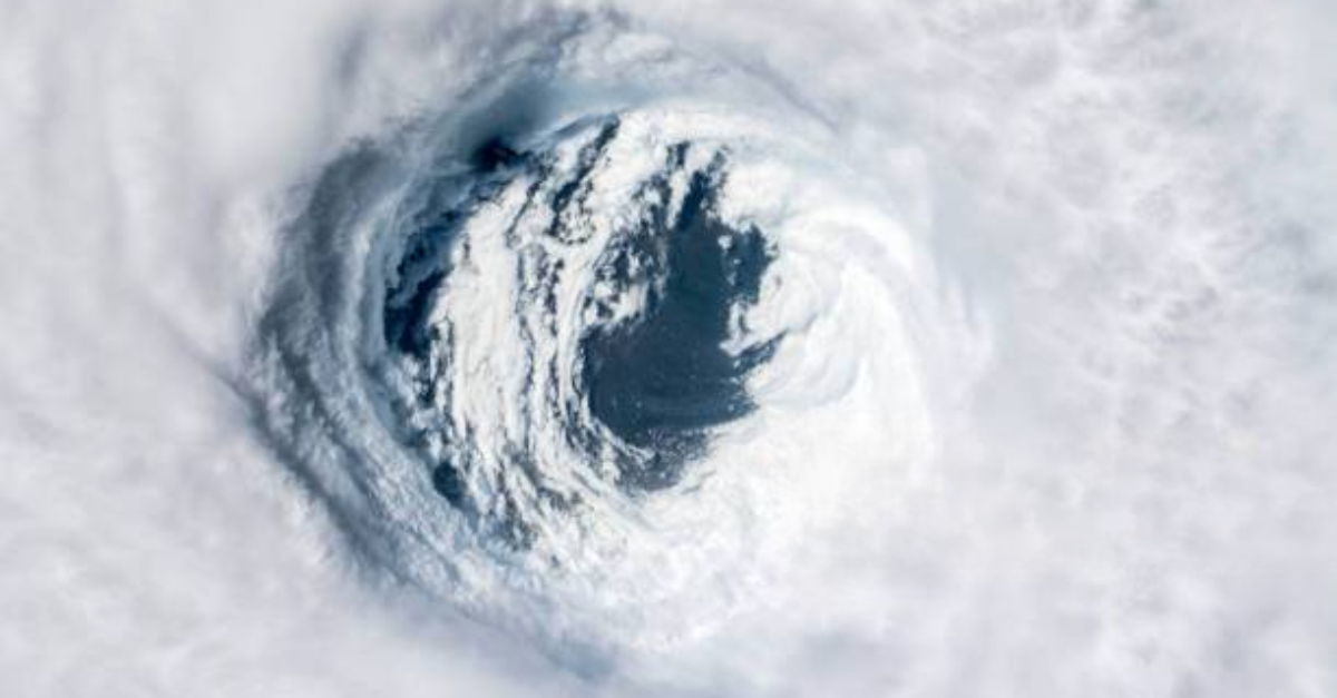 Christmas Eve bomb cyclone threatens West Coast travel and power