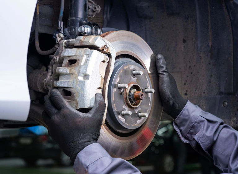 7 car problems that start small and get expensive fast, according to a ...
