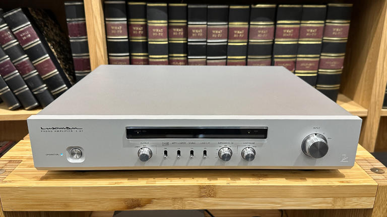 Luxman's elegant, superbly engineered and insightful phono stage is a ...