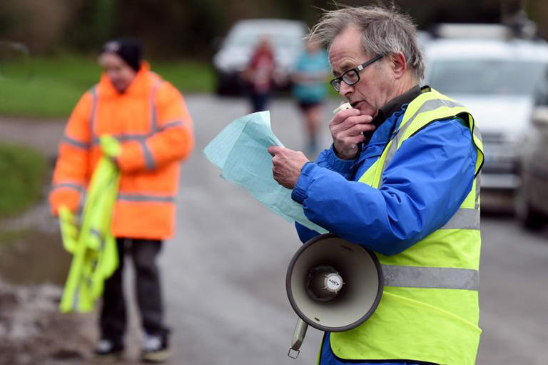 Tributes to 'Mr Athletics' and ex-Gloucester mayor Terry Haines after death