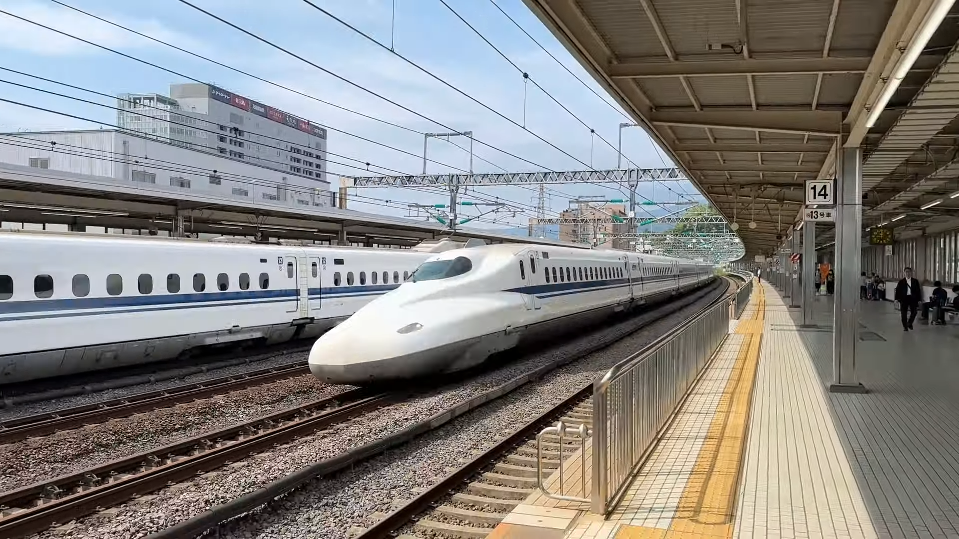 How the busiest bullet train in Japan stays perfectly on time