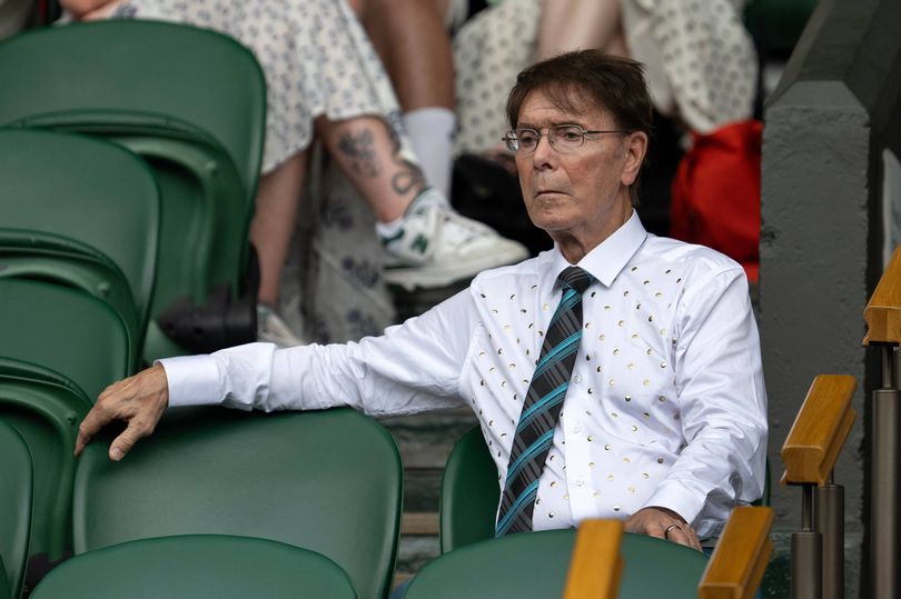 Cliff Richard shares the 10 foods he never eats for healthy ageing