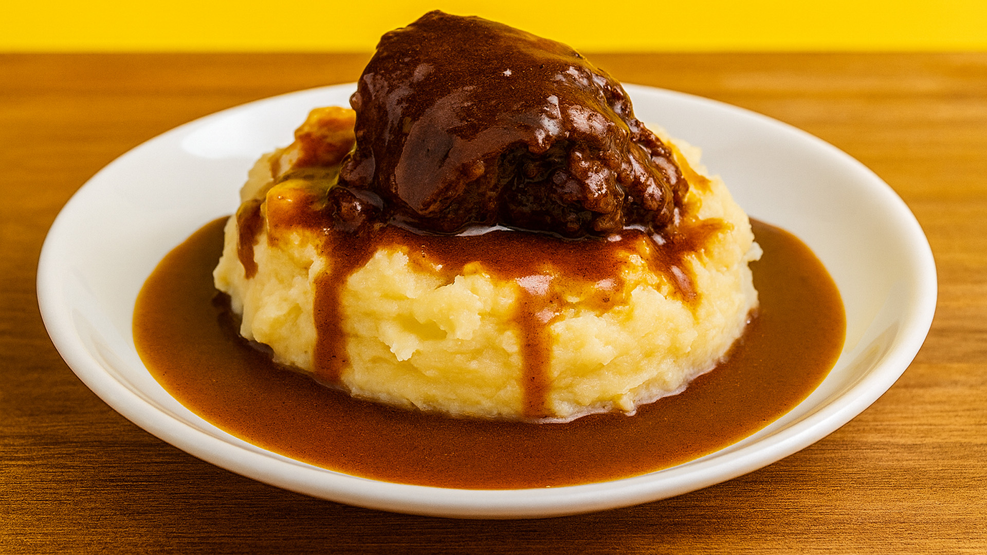 How to make Salisbury steak with mashed potatoes