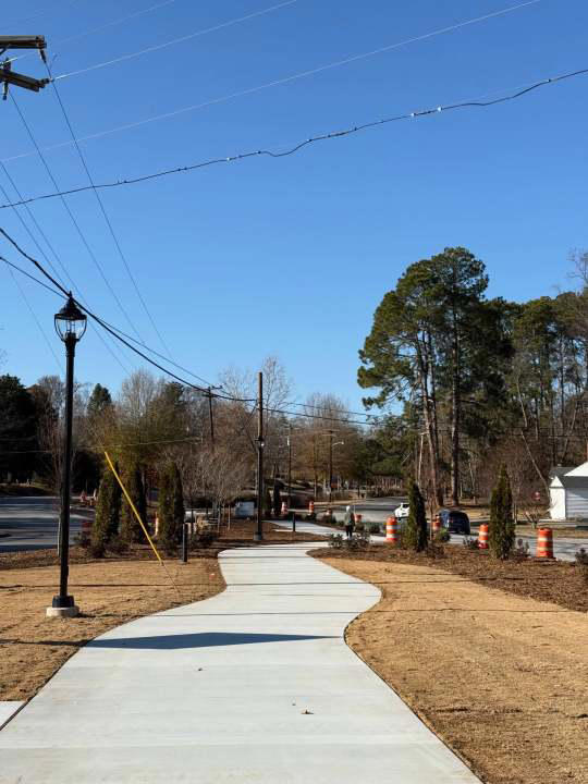 Peanut-a-bout traffic pattern now open in Anderson park