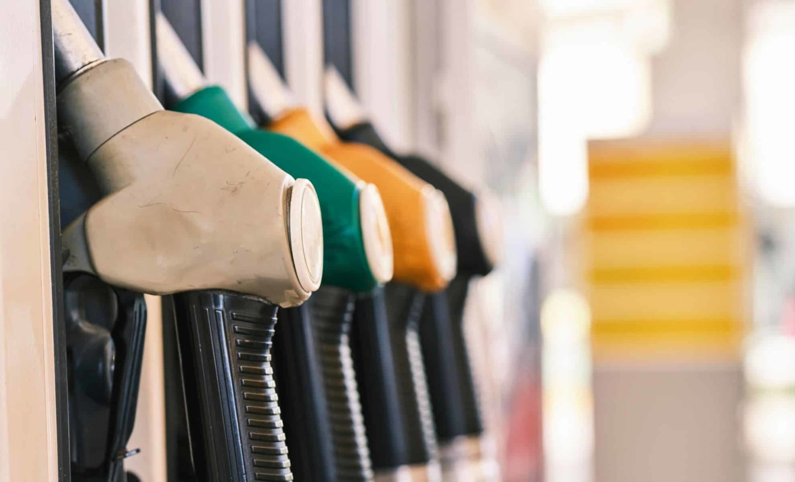 US gas prices drop to historic lows, easing inflation’s grip