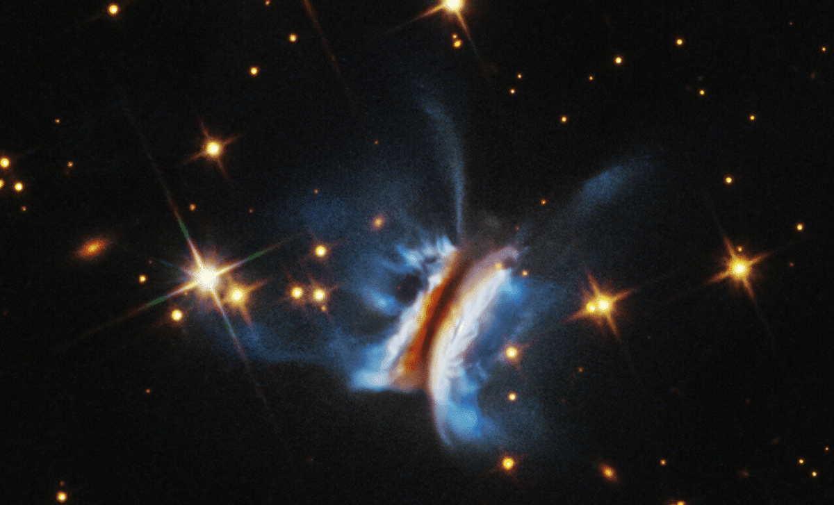 Hubble unveils largest birthplace of planets ever observed in space