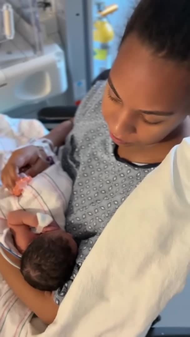 Pregnancy update: Meeting my baby in the NICU for the first time 💕😭