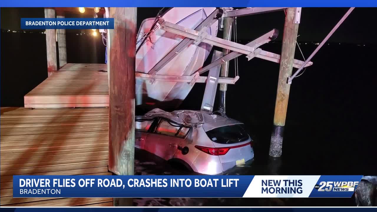 Florida police rescue woman after car crashes into river