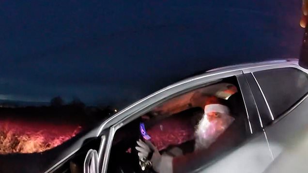Police pull Santa over for speeding in Ohio