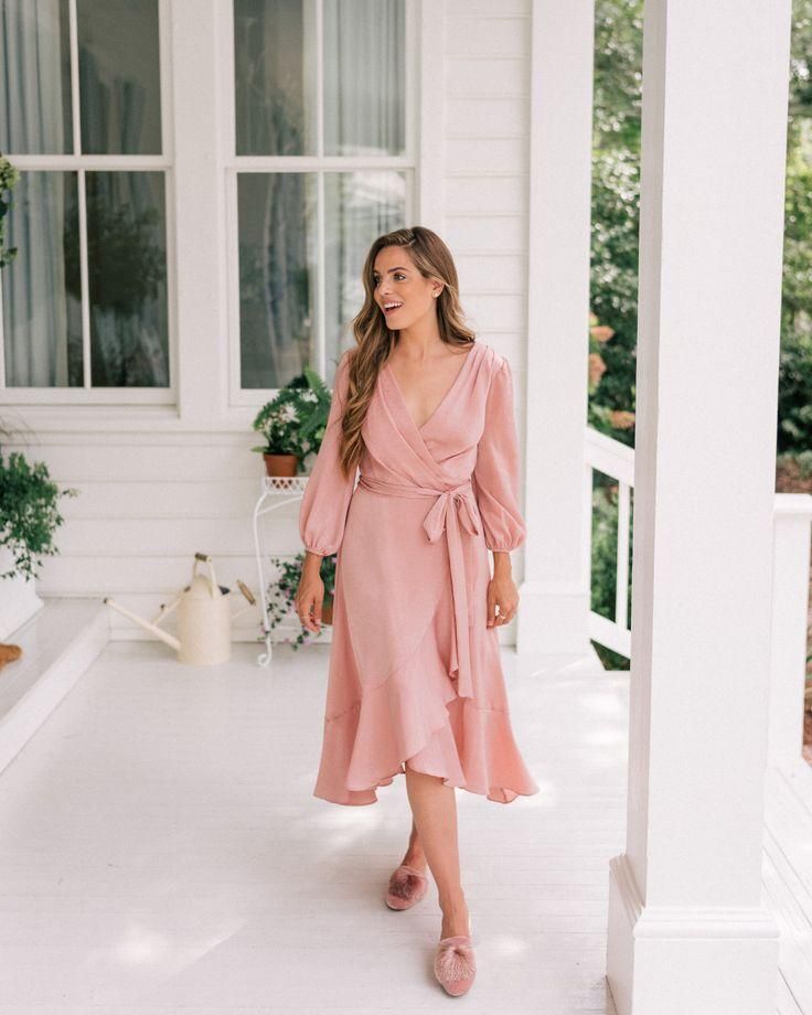 Model baju dress Natal kain polos yang effortlessly stylish!