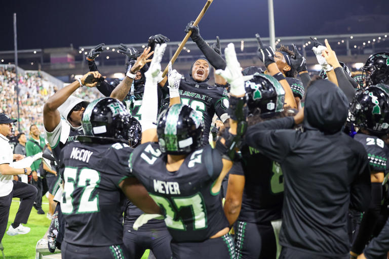 College football games on today: Christmas Eve bowl schedule