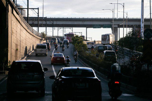 Several lanes in EDSA-Pasay closed for EDSA rehab
