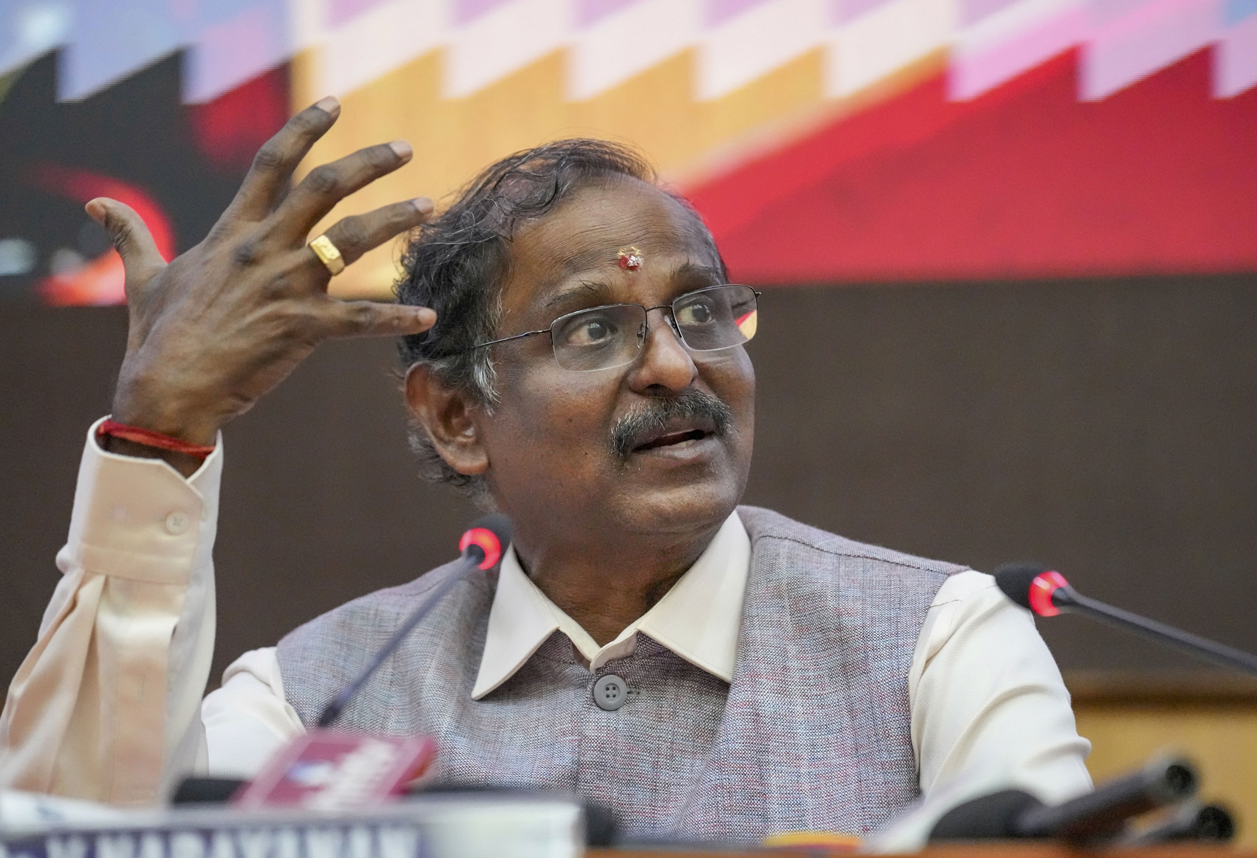 ISRO's 'Bahubali' rocket places 6000 kg US communication sat into orbit ...