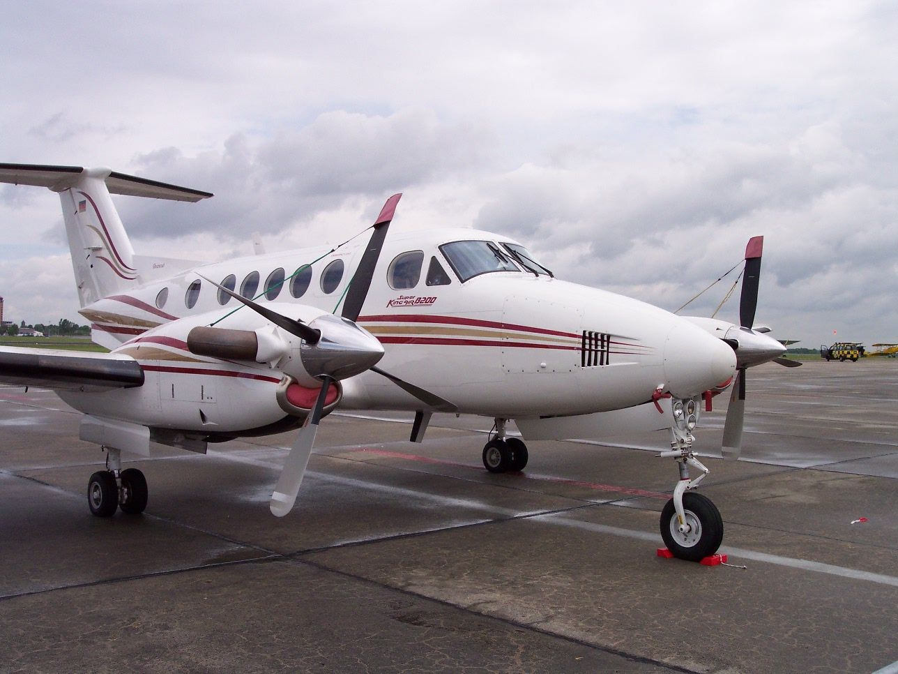 First real-world Garmin autoland saves King Air after pilot collapse
