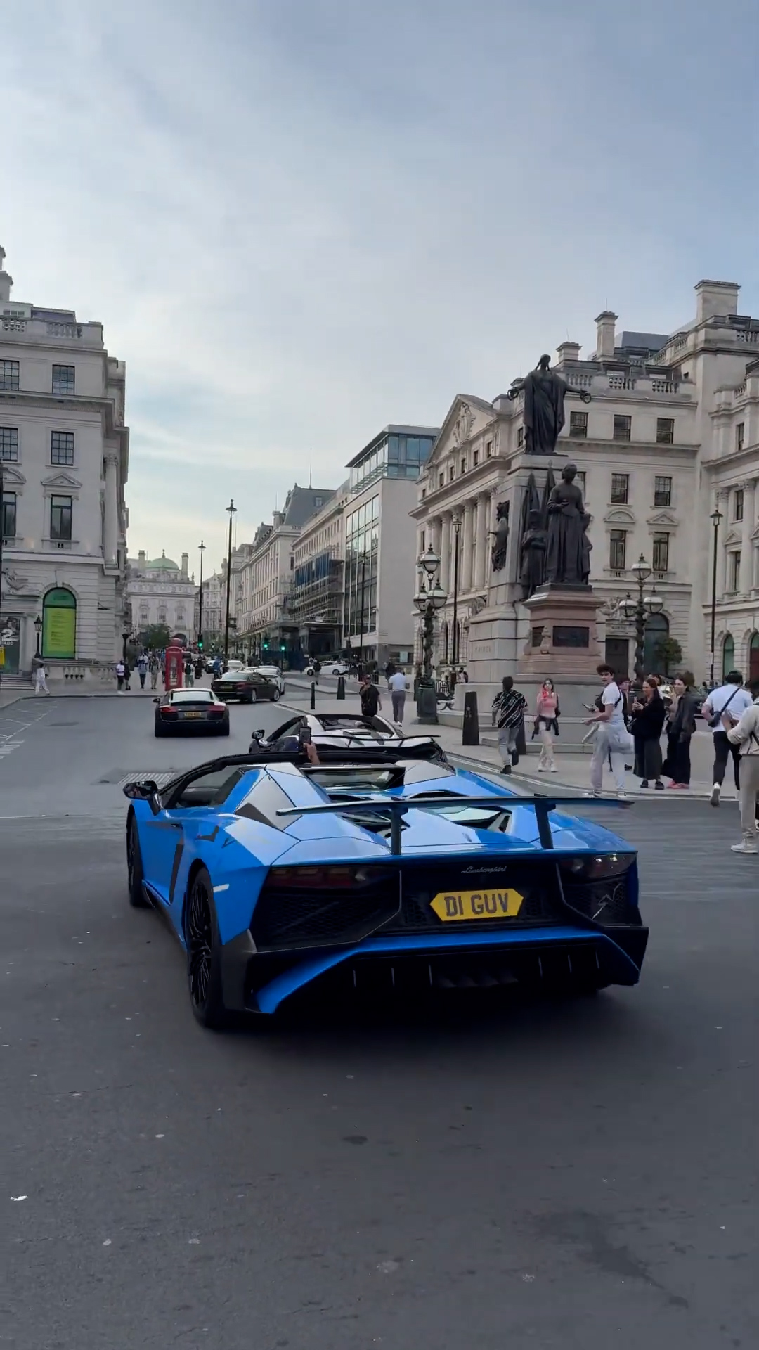 Loud Novitec Aventador catches all the attention