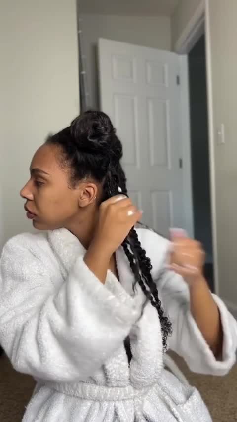 Mini twist on natural hair for length retention! Hair growth