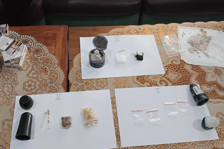 Modus lempar tembok, 3 bungkusan narkoba ditemukan di area Lapas Ngawi