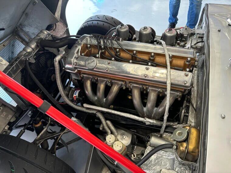 Things old cars simply did better